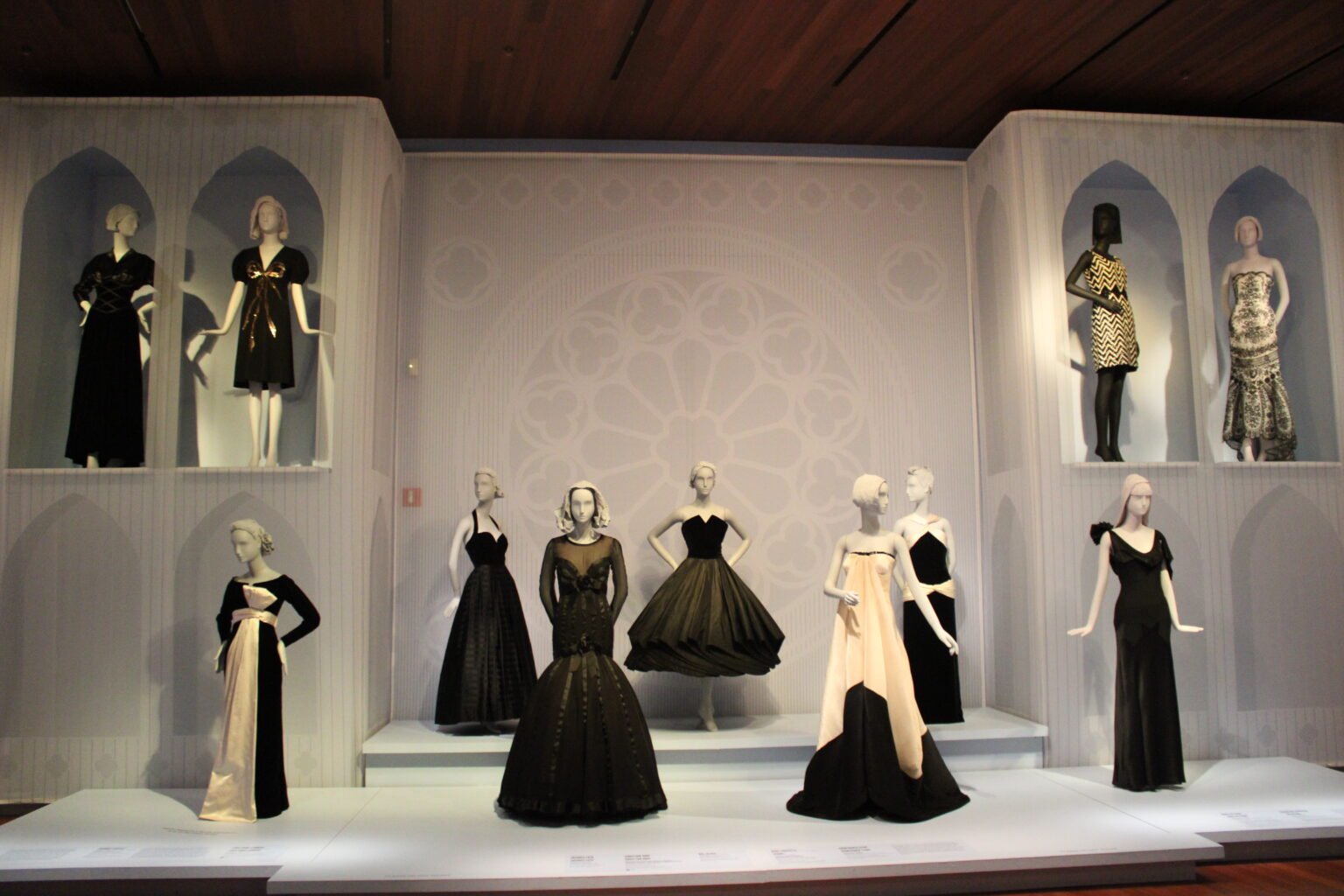 Review: "Fashioning San Francisco: A Century of Style" - MANIC METALLIC